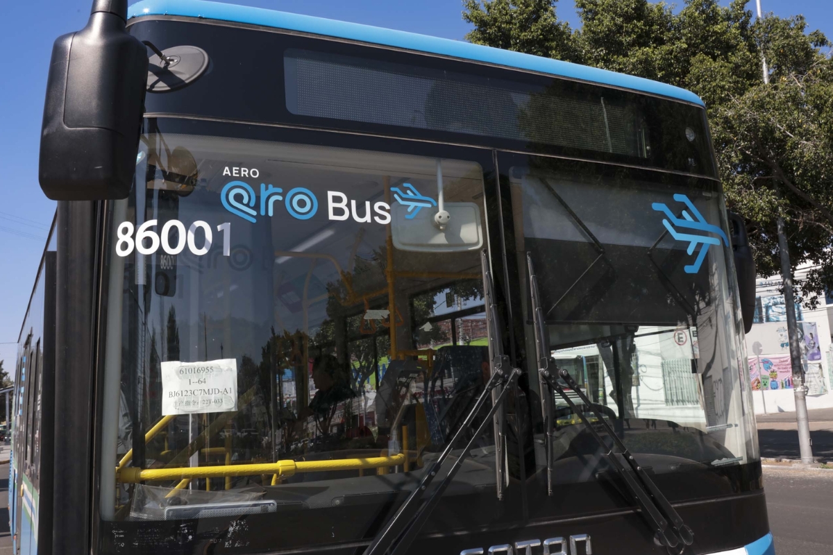 Aero Qrobús: el transporte directo al Aeropuerto Internacional de Querétaro