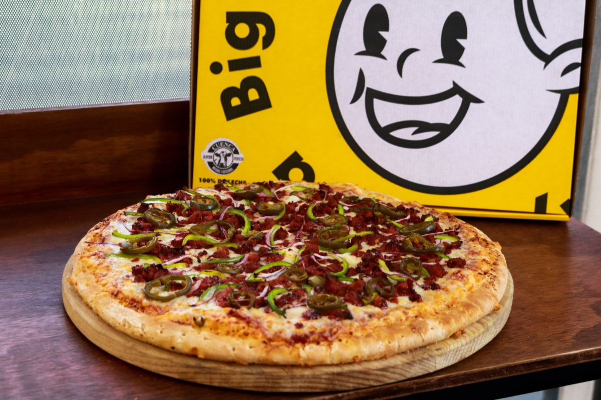 Big Jimmy’s: La pizzería mexicana que rompe récords con su sabor y tamaño
